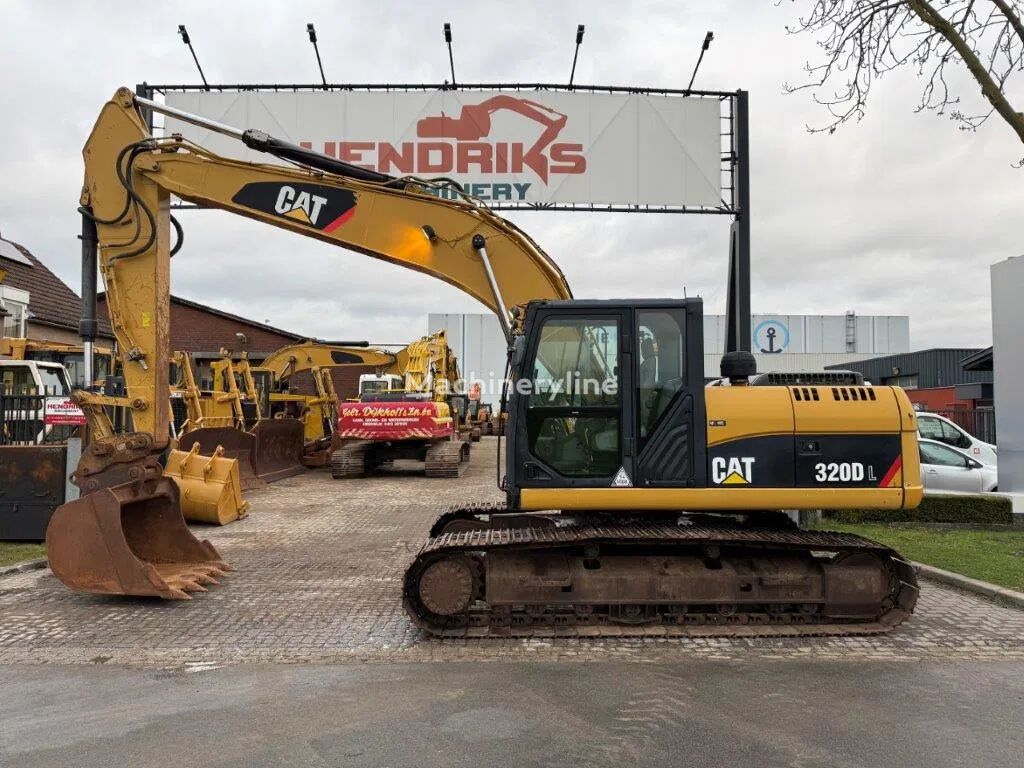 Caterpillar 320DL tracked excavator for sale from the Netherlands ...