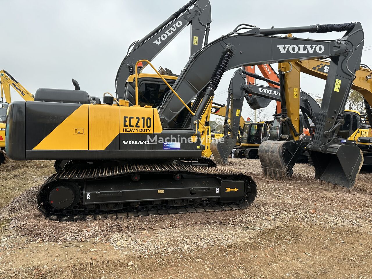 Volvo EC 210 tracked excavator for sale China Shanghai, RT37695