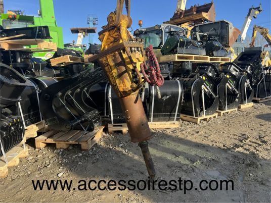 Sc 28 hydraulic breaker for sale from France Capens, BN48862 ...