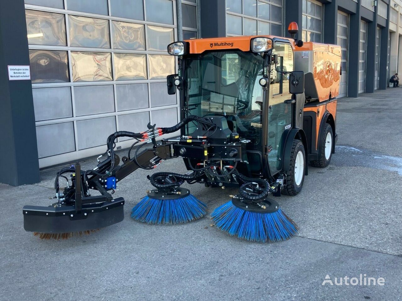 Multihog CV350 road sweeper for sale Croatia Zagreb, JD42093
